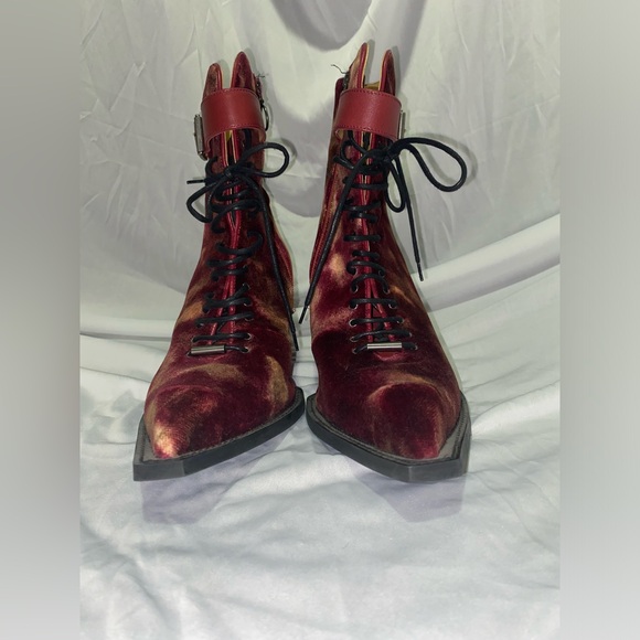 John Fluevog | Shoes | John Fluevog Discontinued Swordfish Cubist ...